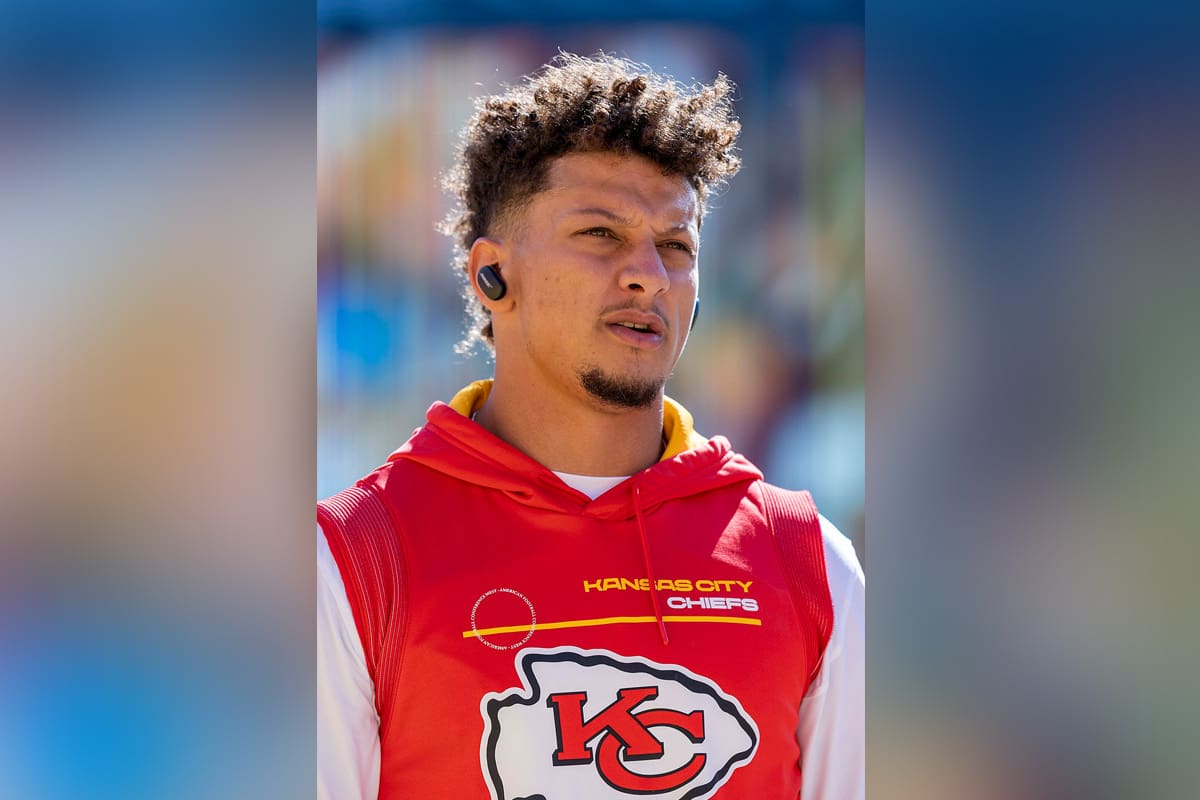 The 10 Highest-Paid NFL Quarterbacks of All Time - The Quick Report