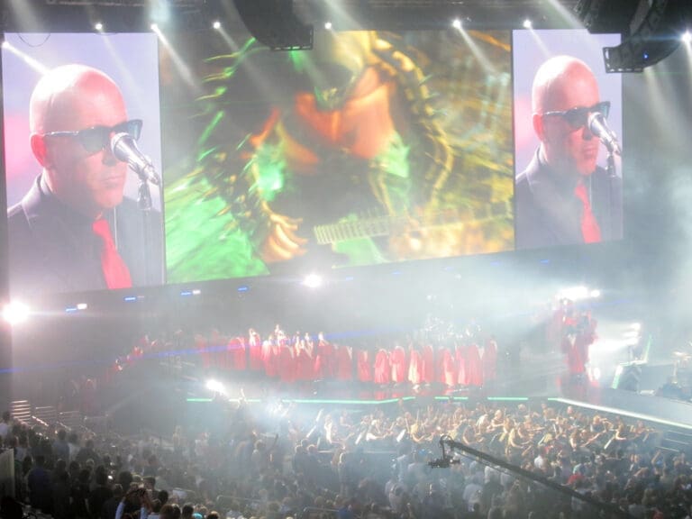 These Are the 20 Best Rock Bands of the 2000s - The Quick Report