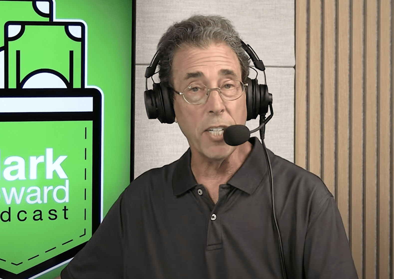 The 10 Best Personal Finance Podcasts to Listen To - The Quick Report