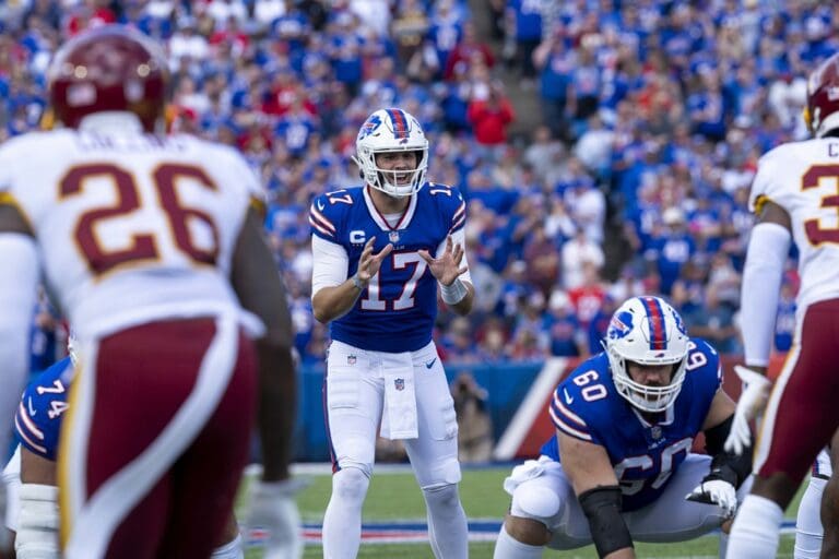 Ranking Every Starting QB in the NFL - The Quick Report