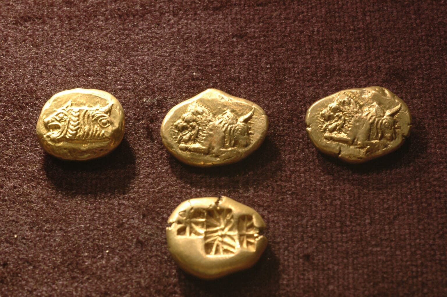 The Most Notorious Cursed Objects in History - The Quick Report
