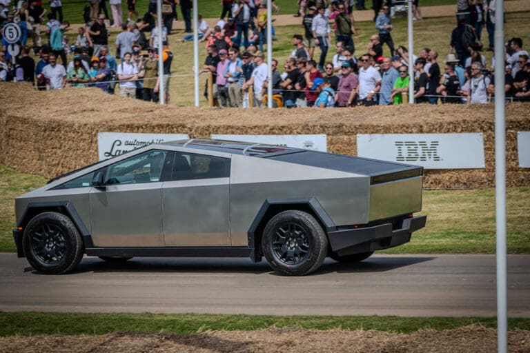 20 Things You Didn't Know About the Cybertruck - The Quick Report