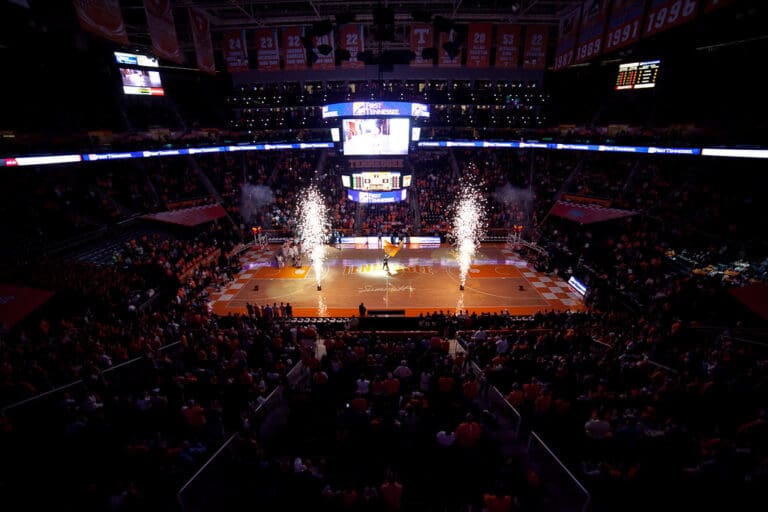 Ranking the 18 Best College Basketball Arenas - The Quick Report
