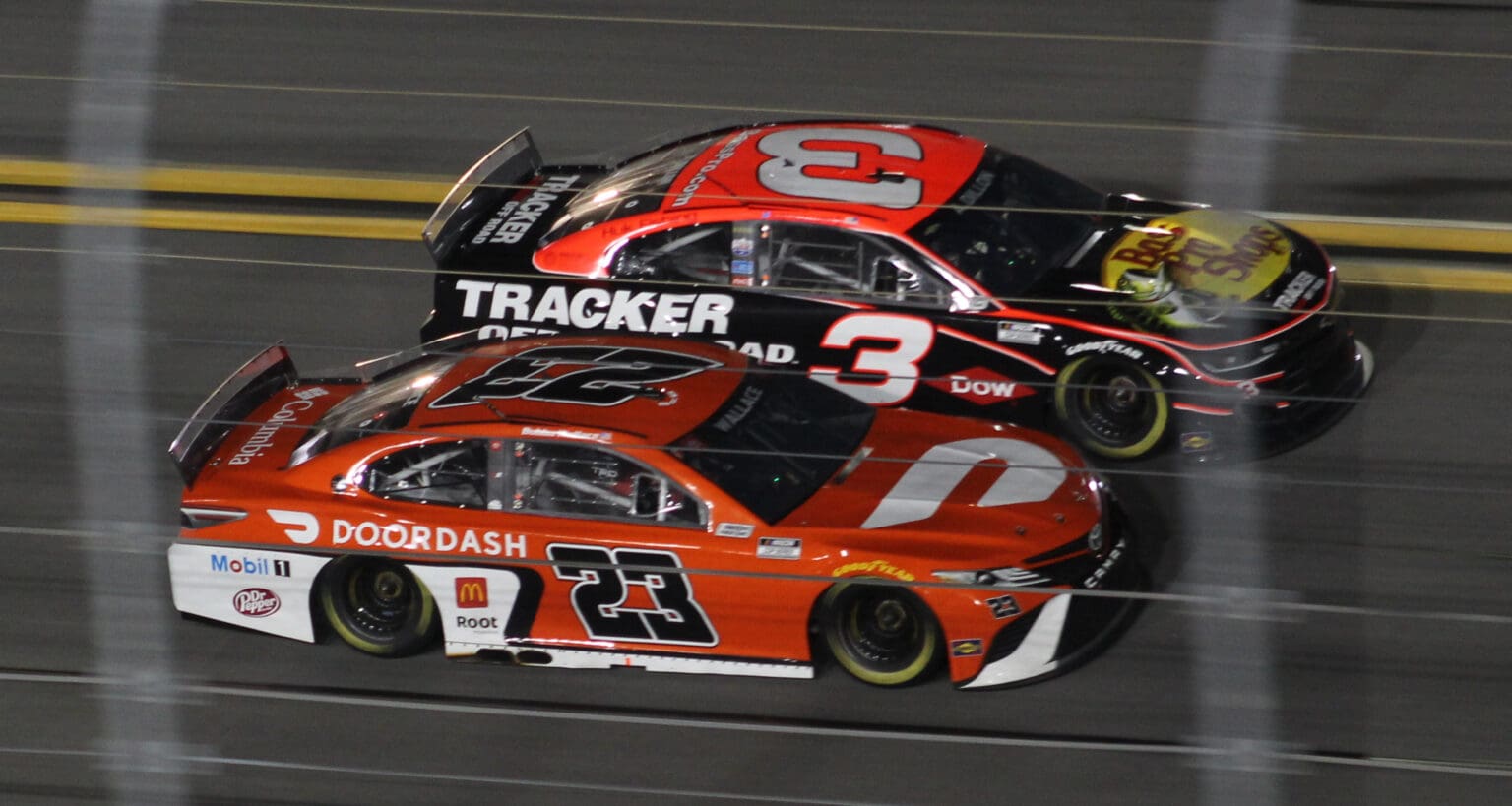 These 15 NASCAR Drivers Are Dominating the Track Right Now - The Quick ...
