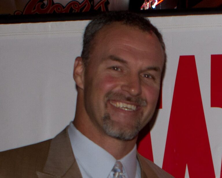 Ranking 10 Long Snappers Who Revolutionized Football - The Quick Report