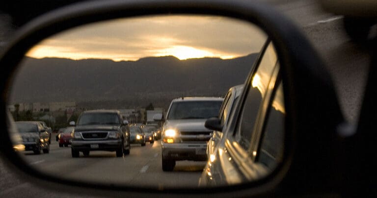 20 Common Mistakes That Make You a Bad Driver - The Quick Report