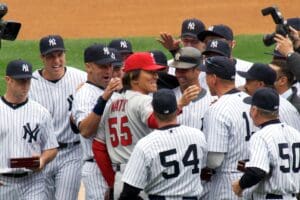 10 Reasons Everyone Hates the New York Yankees - The Quick Report