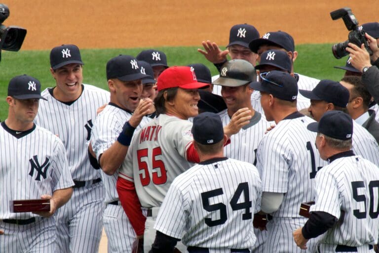 10 Reasons Everyone Hates the New York Yankees - The Quick Report