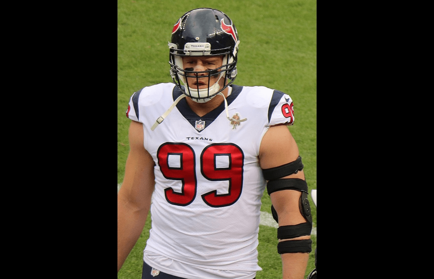 10 NFL Players Who Reinvented Themselves in a Different Position - The ...