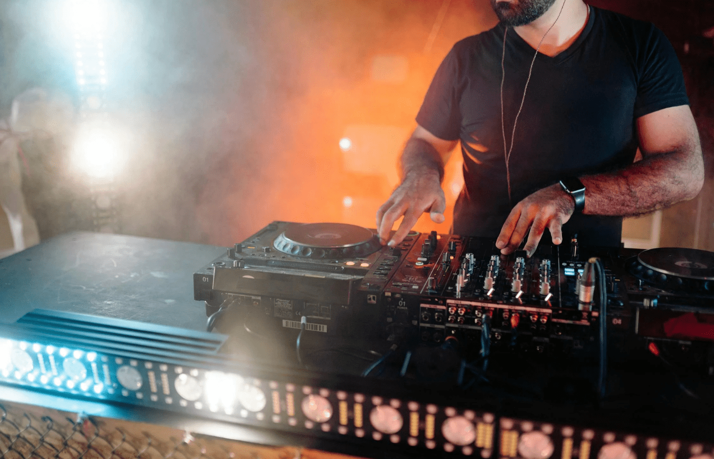 30 Slang Words That Instantly Reveal Your Generation - The Quick Report